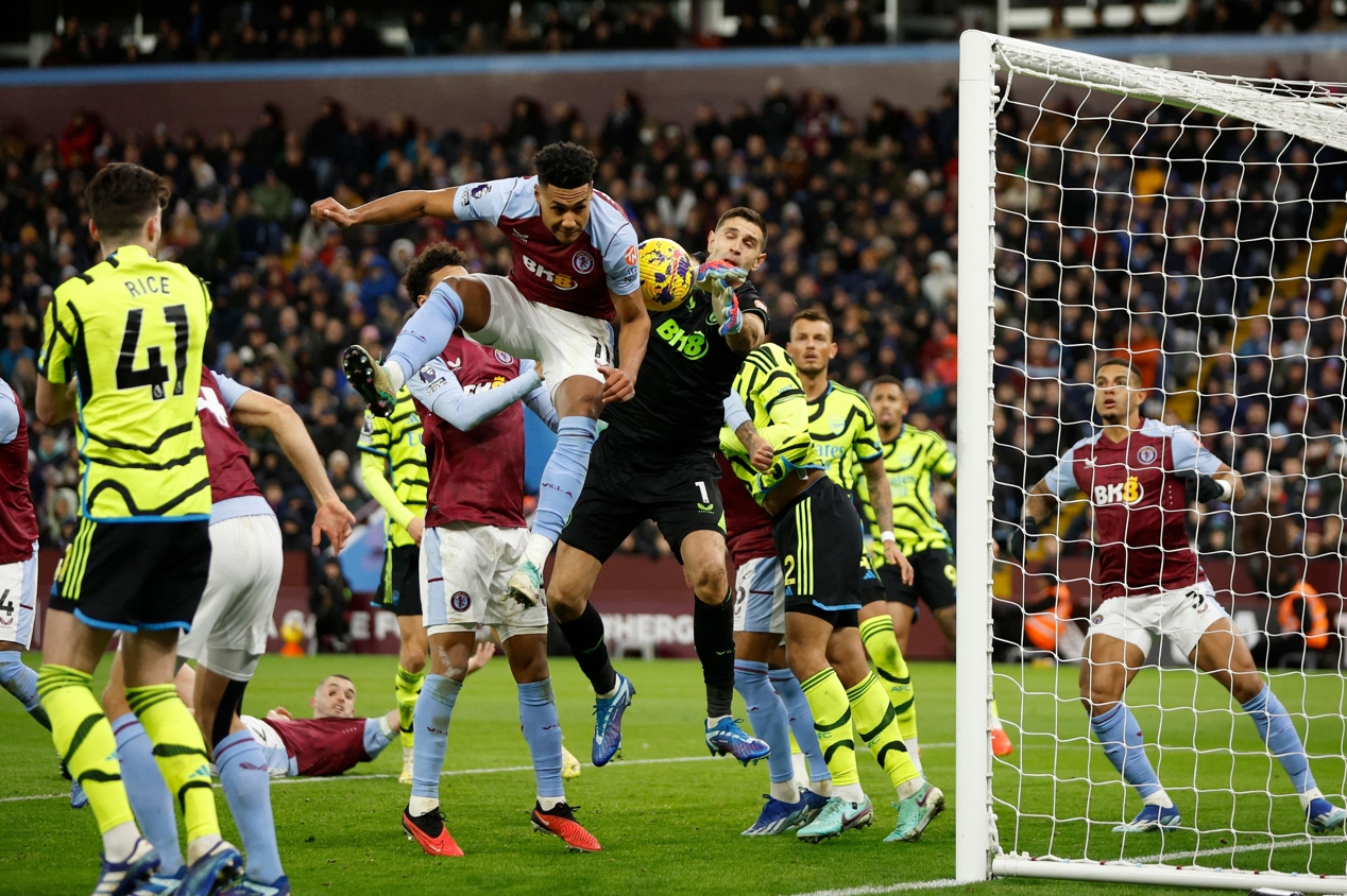 Liverpool vence, Arsenal e United perdem e mais: como foi a rodada ... Liverpool vence, Arsenal e United perdem e mais: como foi a rodada ...