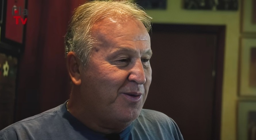Neto elege craque do futebol brasileiro que vai superar Zico Neto elege craque do futebol brasileiro que vai superar Zico