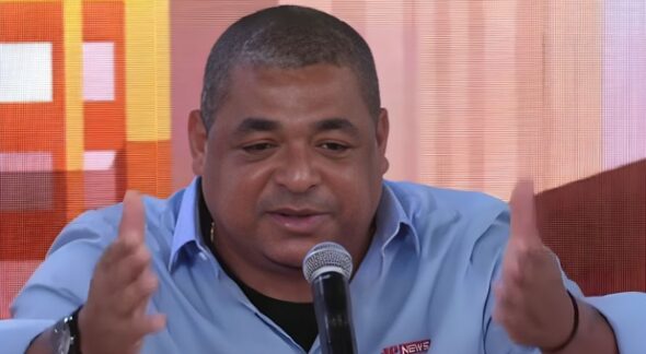 Vampeta indica clube que pode surpreender no Brasileirão