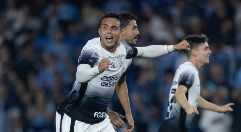 Corinthians vence Grêmio nos pênaltis e avança na Copa do Brasil