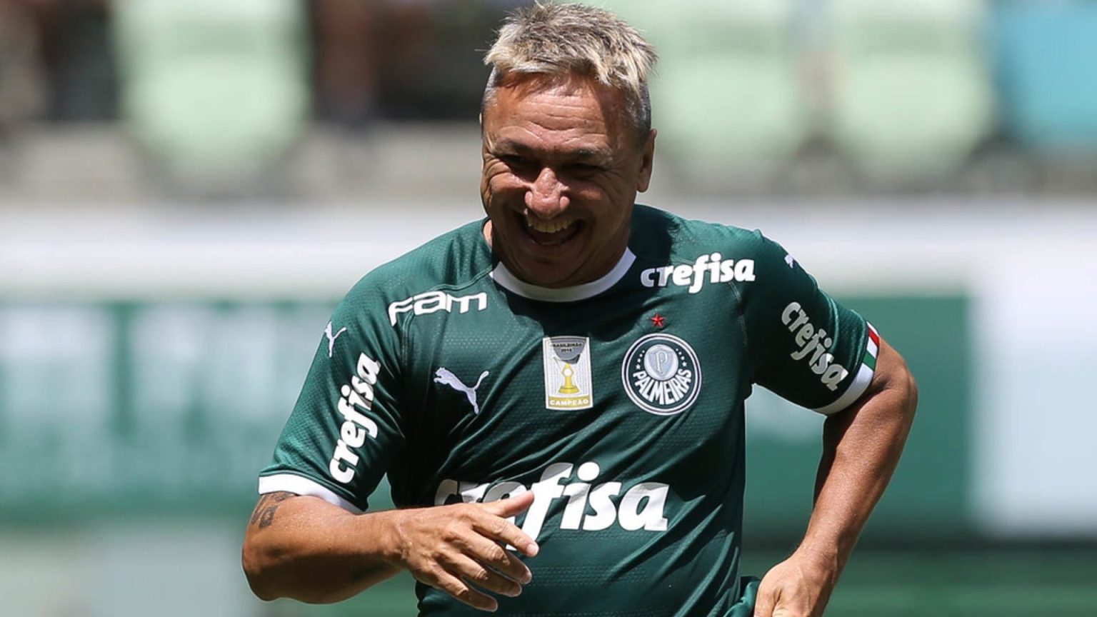 Paulo Nunes aponta "vantagem" ao abordar trio do Palmeiras