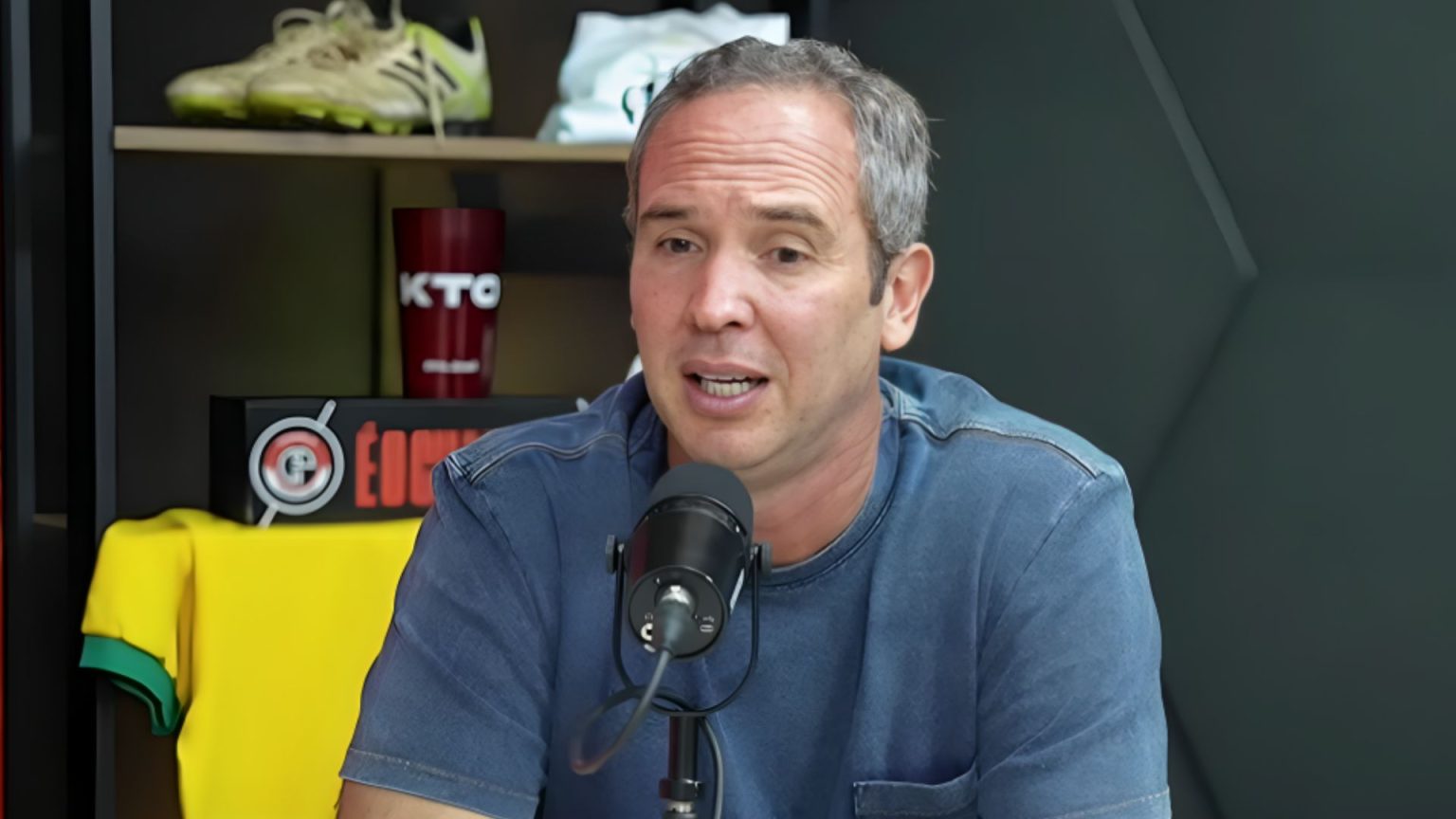 Caio Ribeiro surpreende e indica camisa 10 para seleção