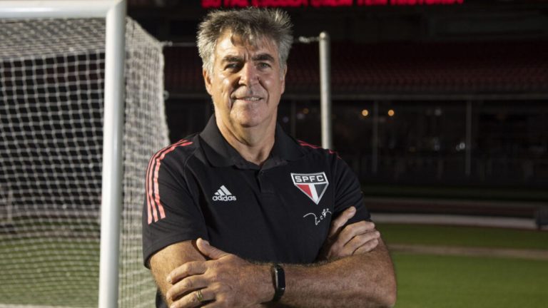 Zetti elege goleiro sensação do futebol brasileiro hoje